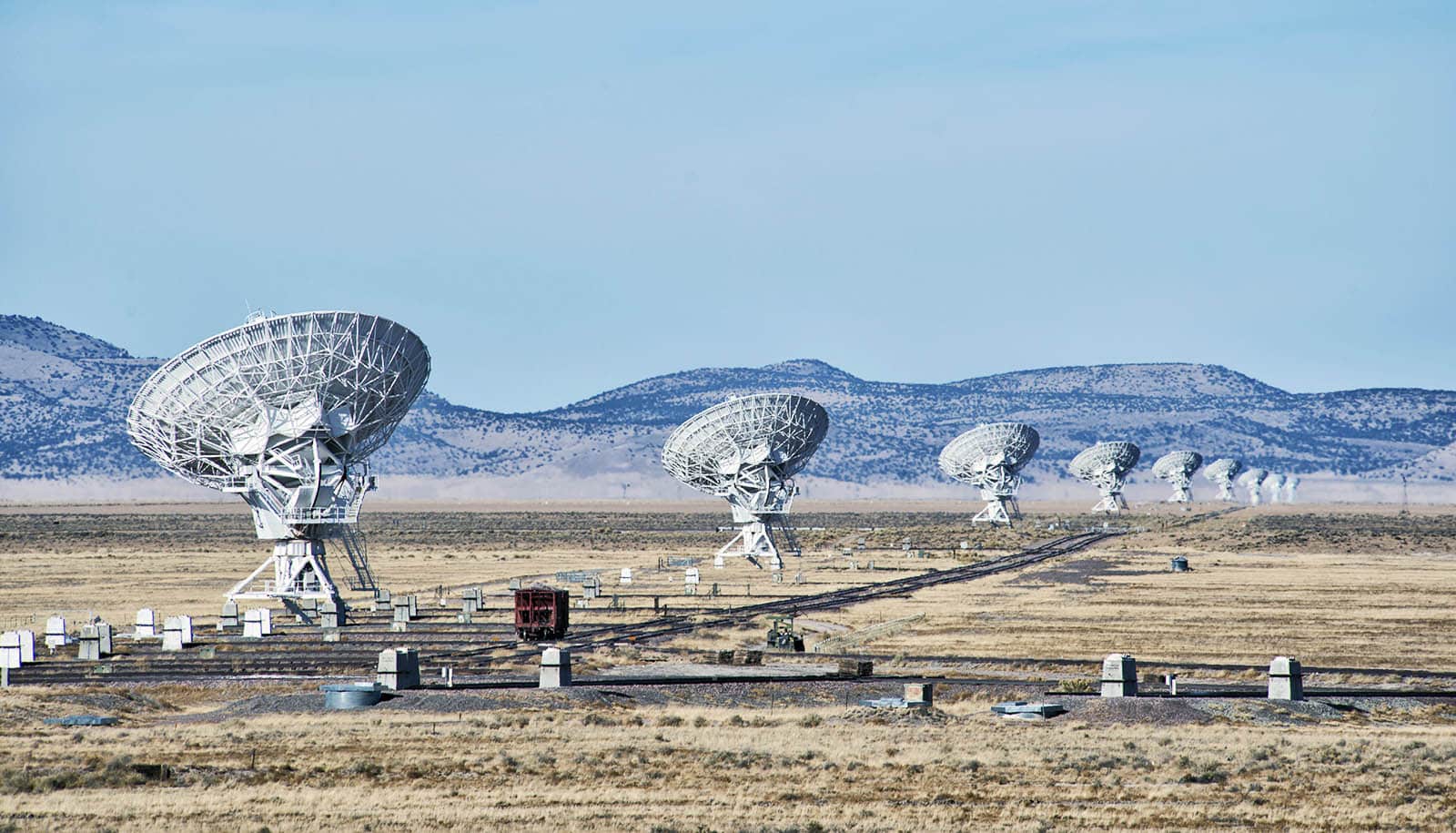 Weird radio bursts are from 3 billion light-years away - Futurity