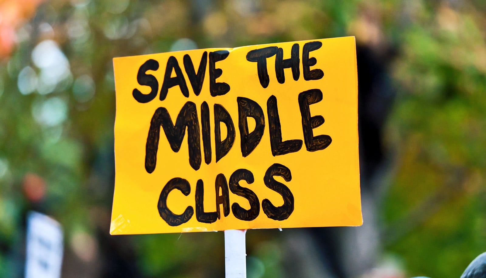 Can democracy survive without a middle class? - Futurity
