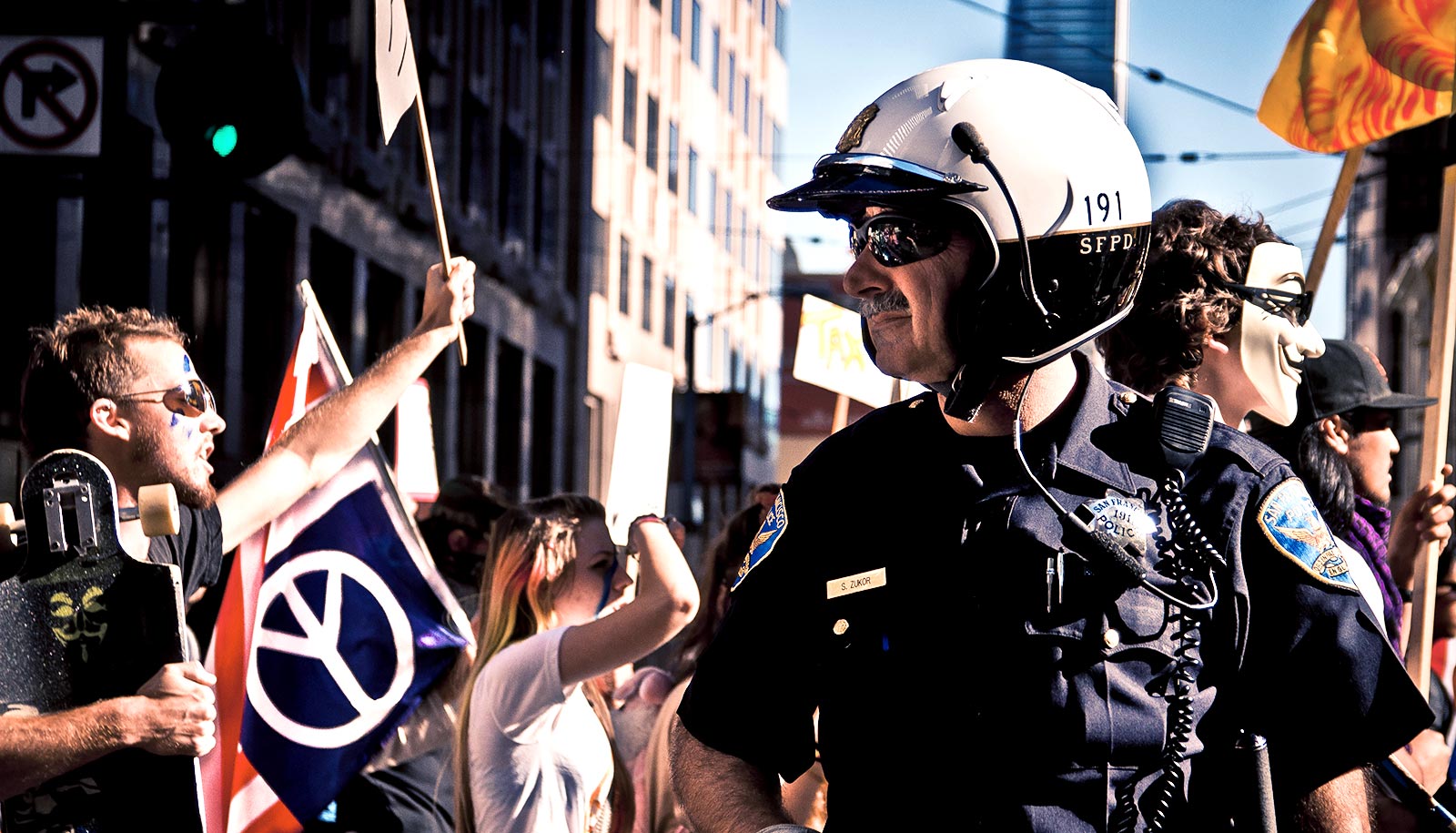 Math, physics, and video predict mood of big crowds - Futurity