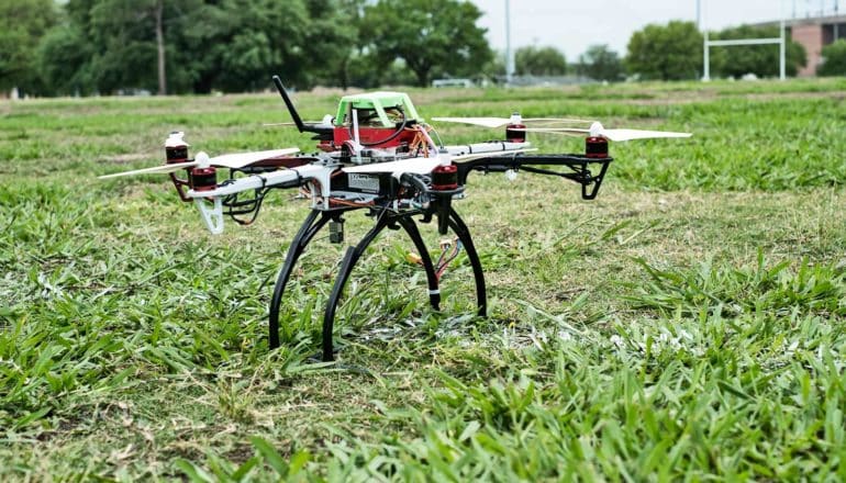 Sensor-carrying drones 'talk' to each other - Futurity