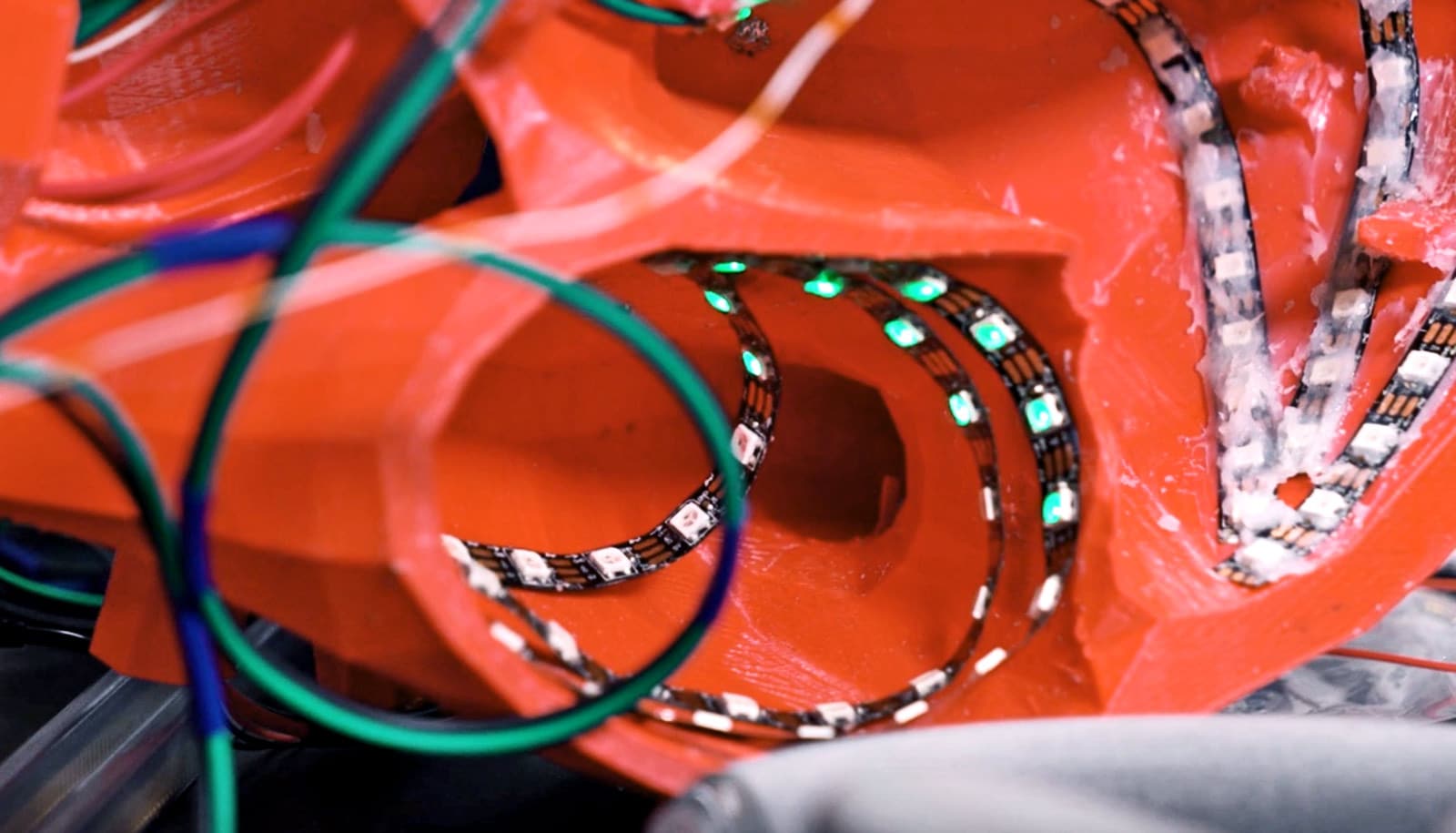 Wireless pacemaker would jolt hearts with tiny chips - Futurity