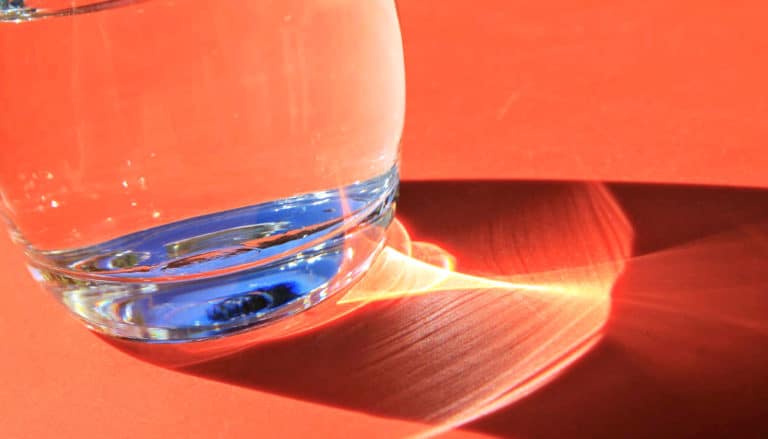 light-shining-through-glass-of-water_1600 - Futurity