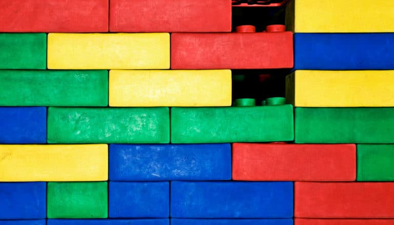 lego-brick-wall_1600 - Futurity