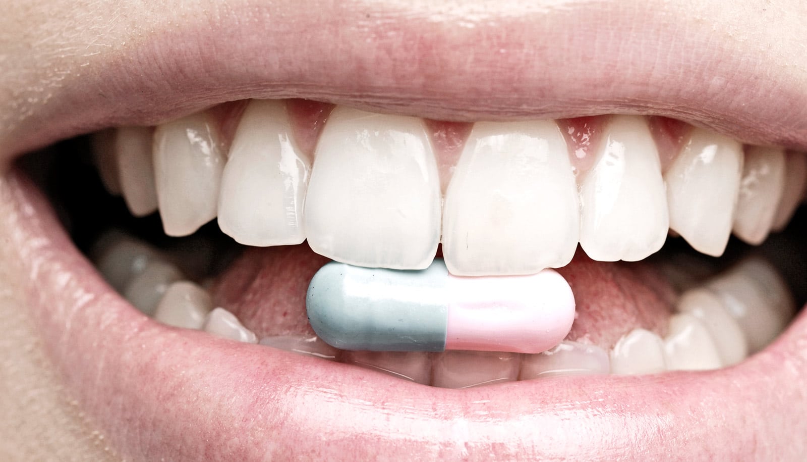 Common antidepressants make drugs like Vicodin less effective - Futurity