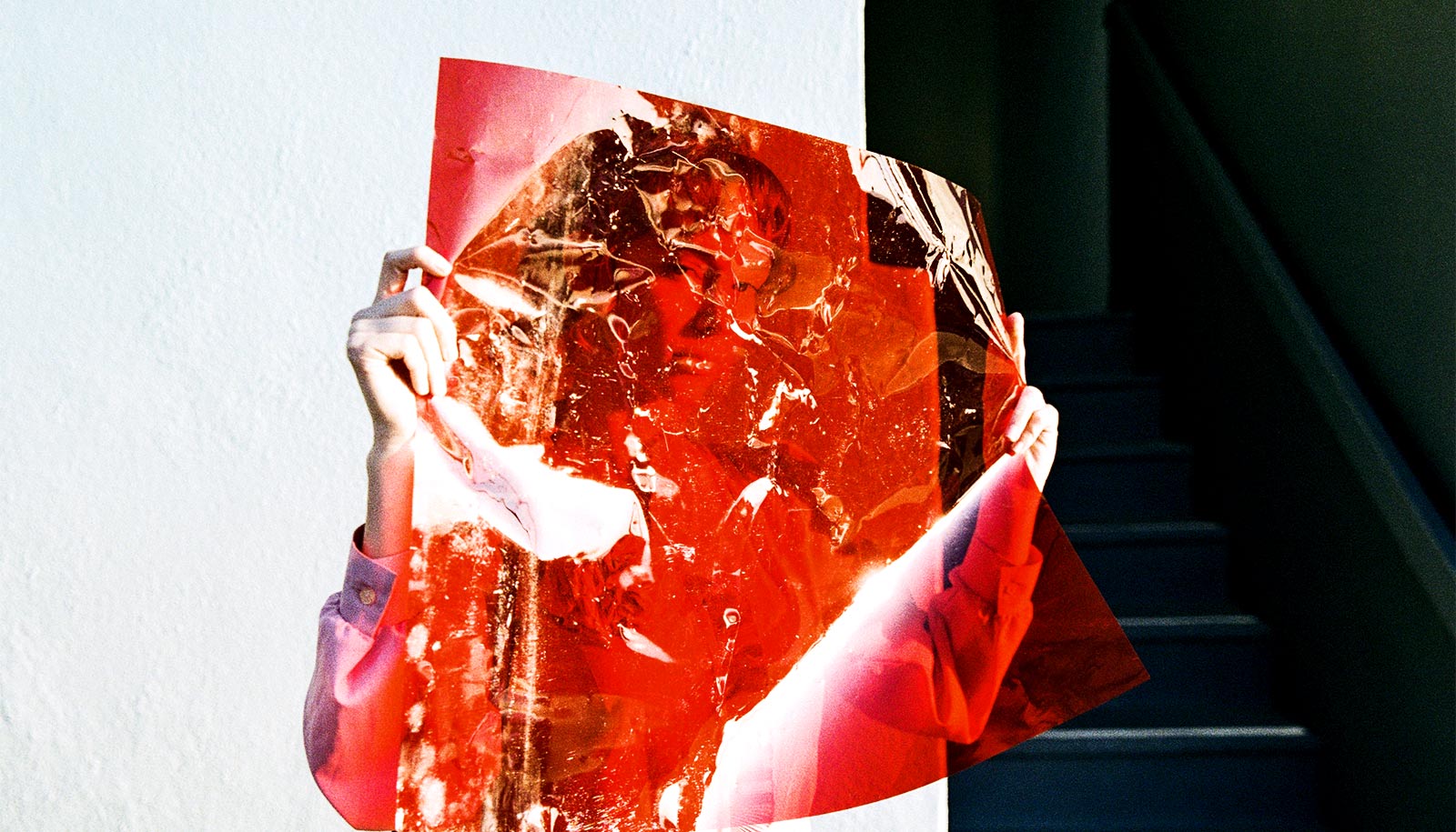 Color-changing materials go from solid to see-through - Futurity