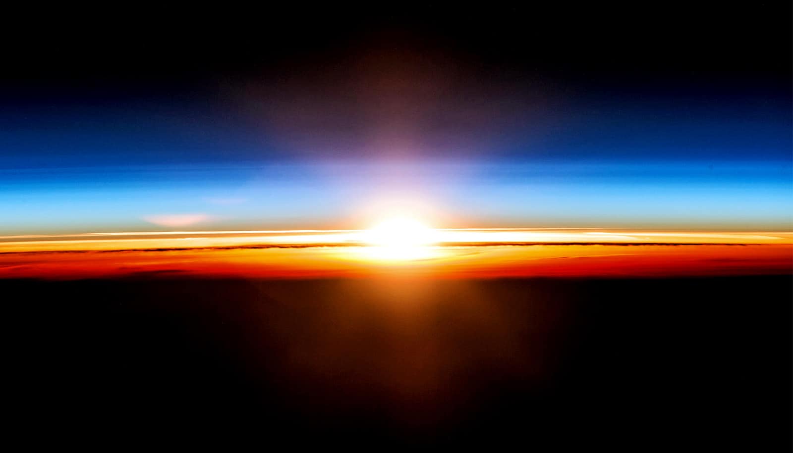 Cosmic rays may be behind life's mirrored molecules - Futurity Cosmic rays may be behind life's mirrored molecules - Futurity
