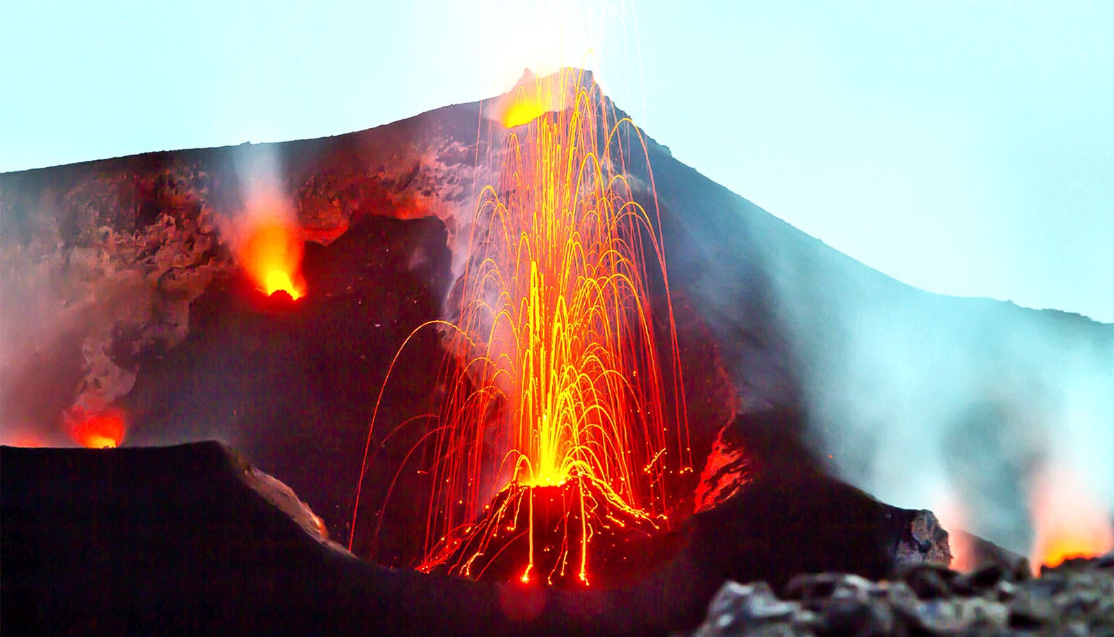 More water in magma actually prevents volcano blast - Futurity More water in magma actually prevents volcano blast - Futurity
