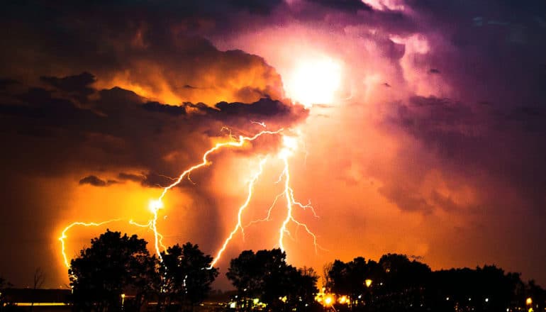 dry-lightning-forest-fires-california-1600 - Futurity